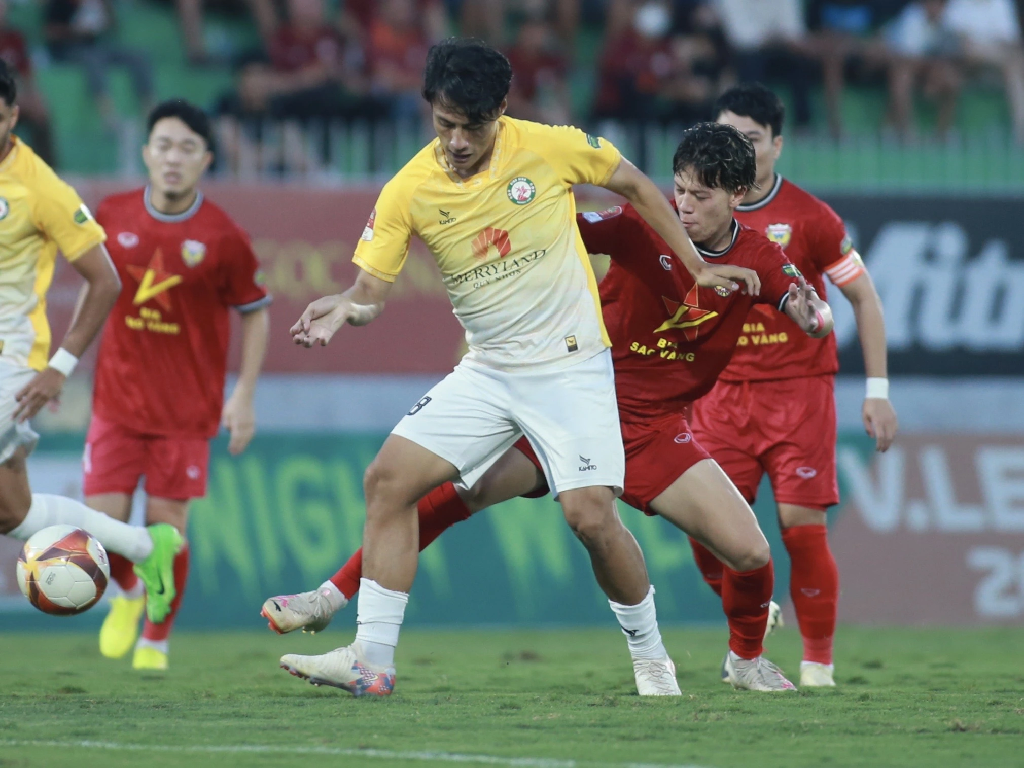 Viktor Lê, tân binh U.22 Việt Nam được truyền cảm hứng bởi những nhân ...